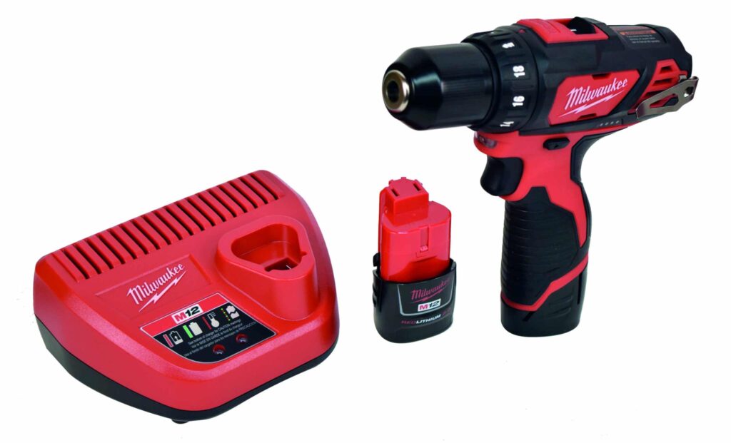 Kit Taladro/Atornillador Milwaukee 2407-22 3/8″ – Ferreteria Modelo